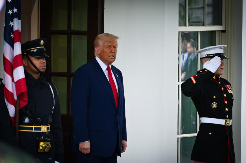 "Dix otages seront libérés très bientôt", affirme Donald Trump