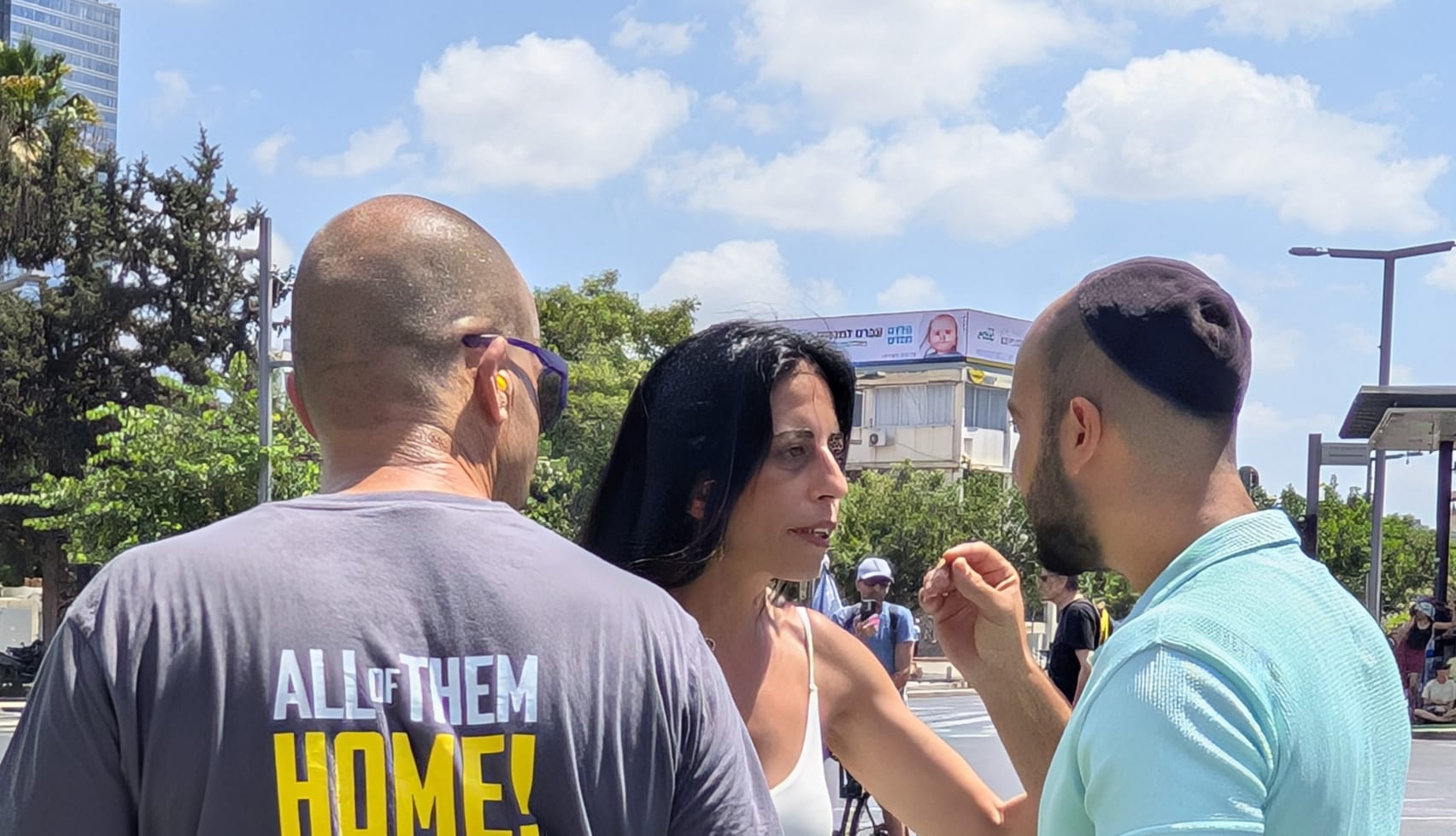 Arrêt des manifestations sur la rue Begin pour préserver l’unité du combat