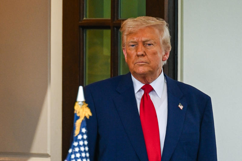 Donald Trump signe un contrat aéronautique record au Qatar