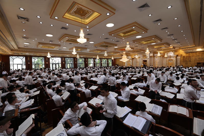 La Cour suprême interdit le financement public des yeshivot où étudient ...